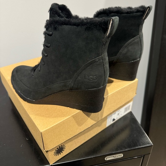 UGG | Shoes | New Never Worn Ugg Bridgit In Size 9 | Poshmark